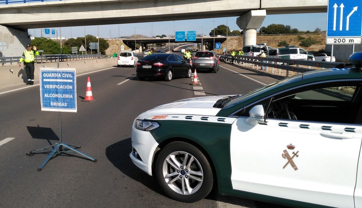 Los trucos que NO funcionan para eludir controles de la DGT