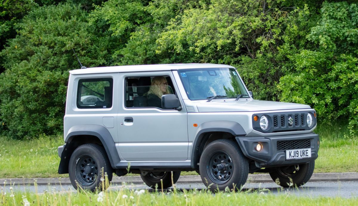 Suzuki Jimny Pro: análisis y opinión del pequeño todoterro.