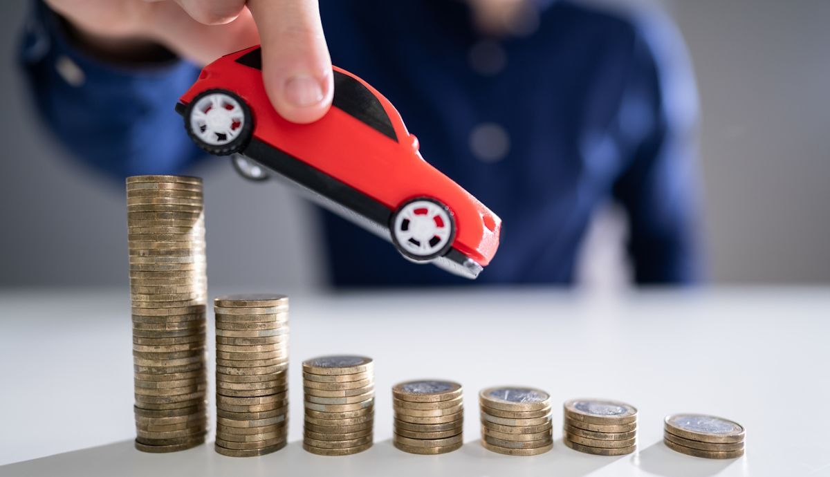 Cuánto dinero pierde cada coche en 5 años: gasolina, diésel, híbrido ...