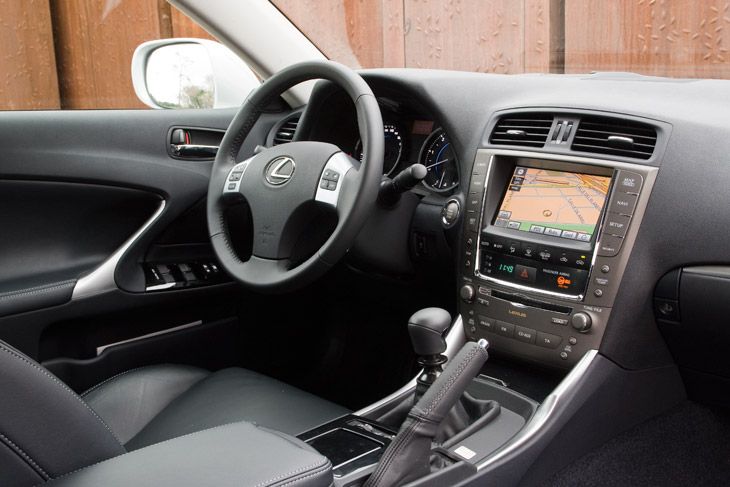 Lexus IS 200d