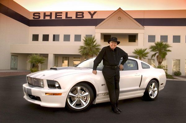 Fallece Carroll Shelby