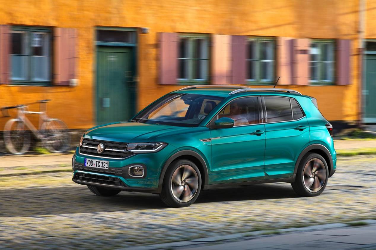 VW T-Cross vs VW Golf: ¿mejor SUV o compactos? Los comparamos