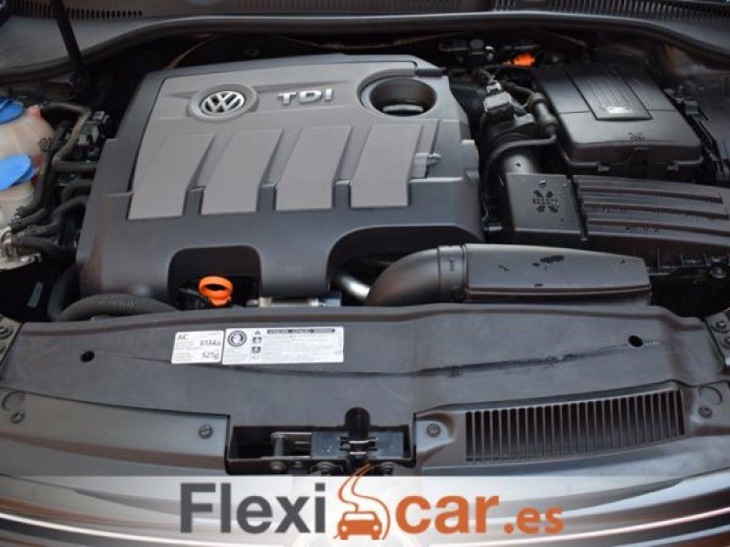Volkswagen Golf VI1.6 TDI 105cv DPF Sport